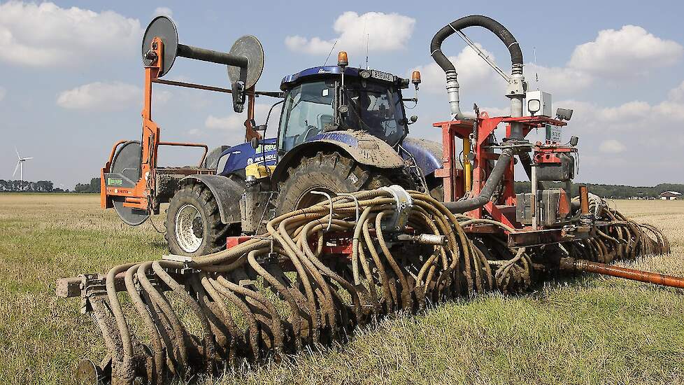 Fotoserie: Natuurinclusief pesticiden spuiten | Prikken in de ...